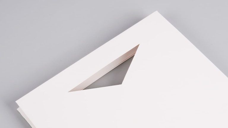 Custom Die Cut Handle Paper Bags | Wholesale – EPACK